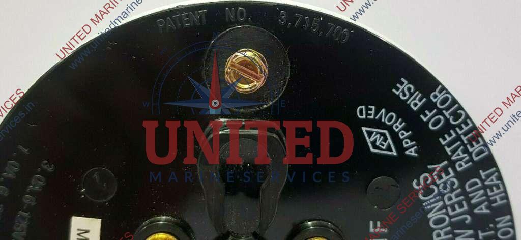 CERBERUS PYROTRONICS THERMAL FIRE HEAT DETECTOR DT-135R 500-019614 ...