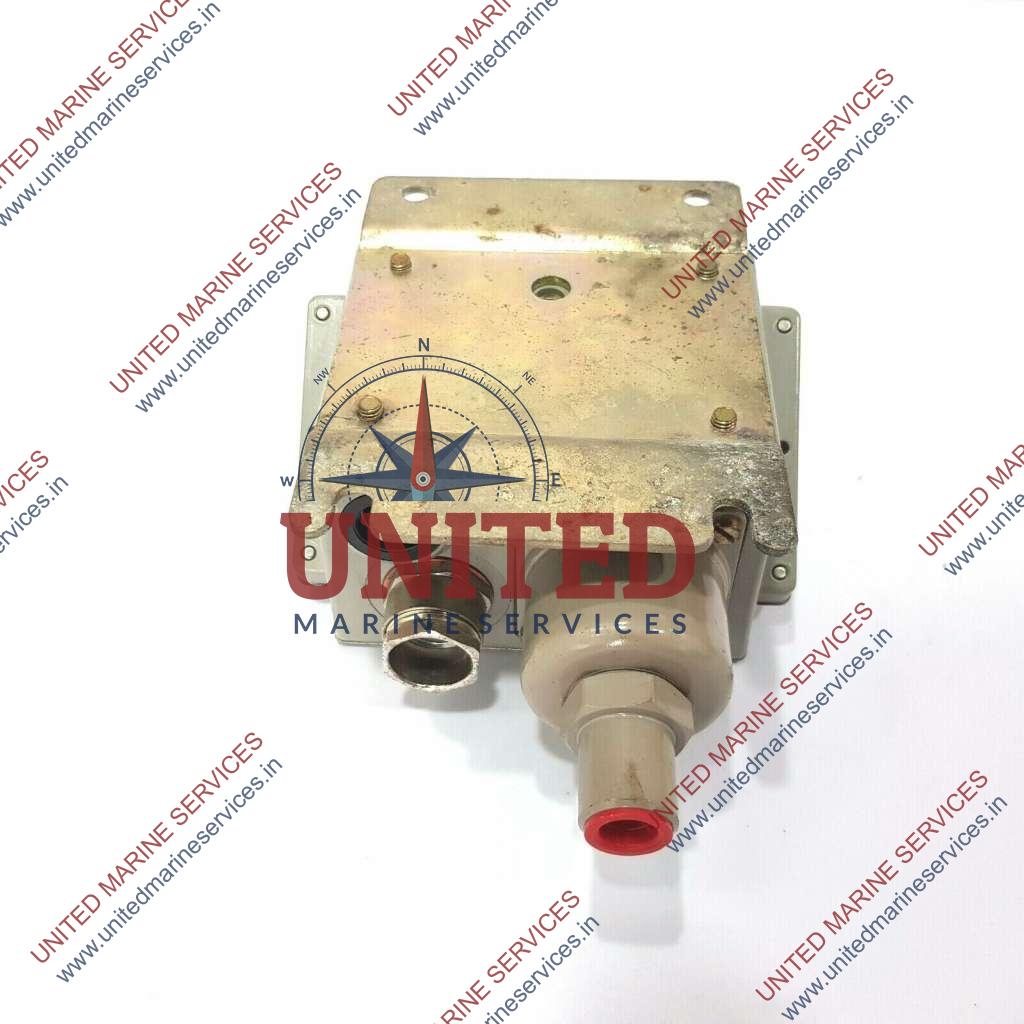 DANFOSS KPS-33 PRESSURE SWITCH 060-3138 418 EN60947-4-5 / 0603138418 ...